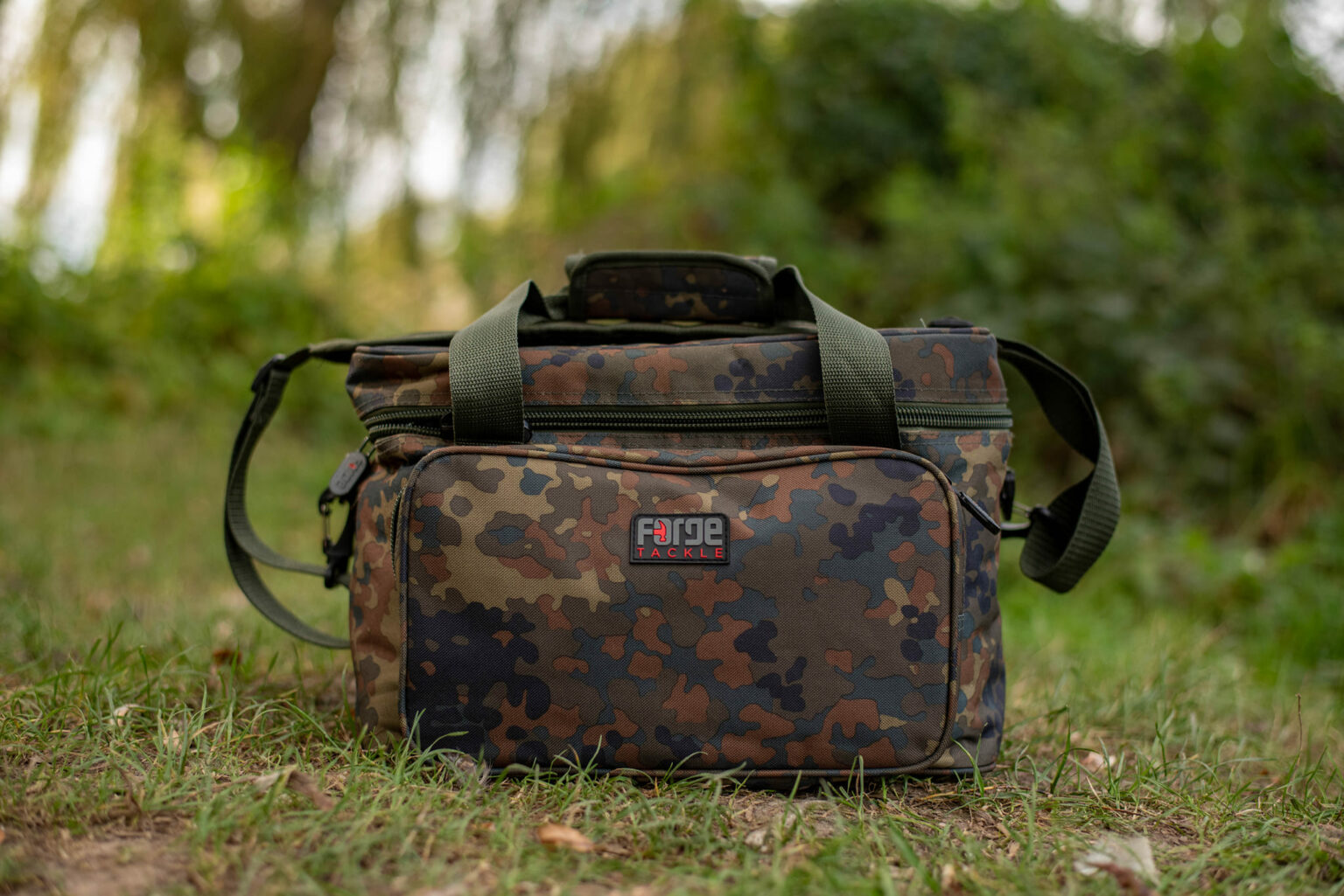 Forge Tackle – Karpfenruten, EVA Bags & Zubehör für Karpfenangler